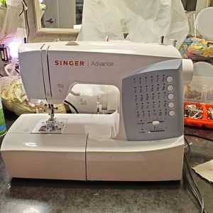 Singer | Other | Singer Advance Sewing Machine Pressure Feet Pedalworks ...
